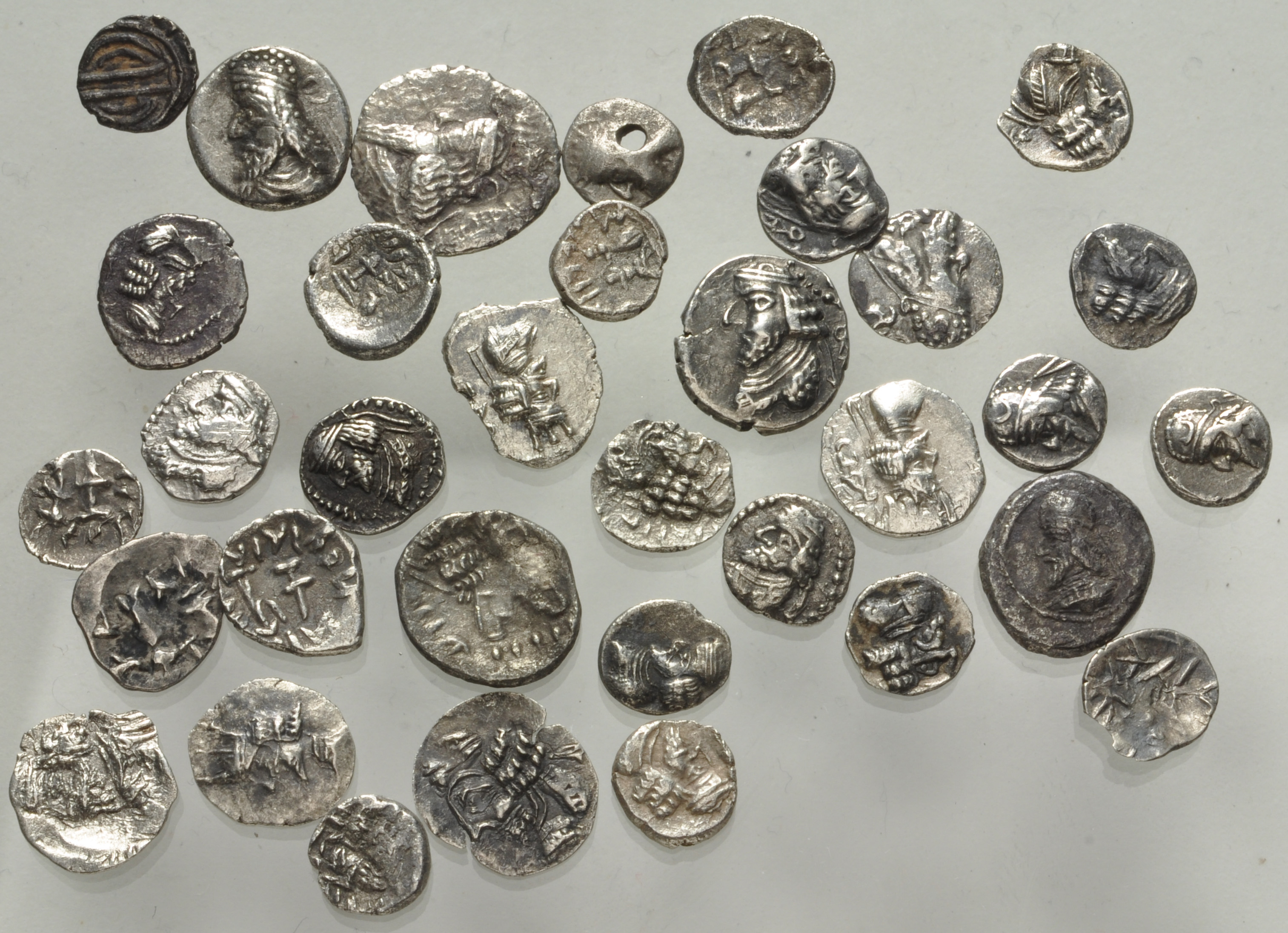 ORIENTAL GREEK. Persis. Lot of thirty-four (34) silver fractions ...