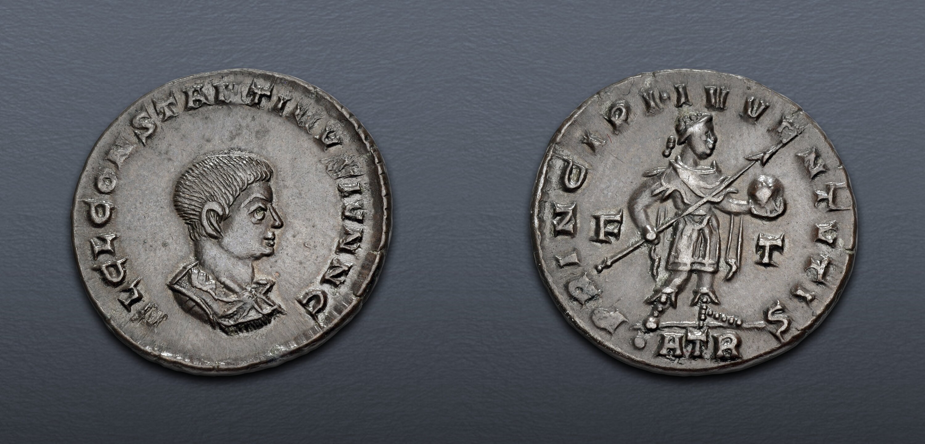 Constantine II. As Caesar, AD 316-337. Æ Follis (19mm, 3.25 g, 7h ...