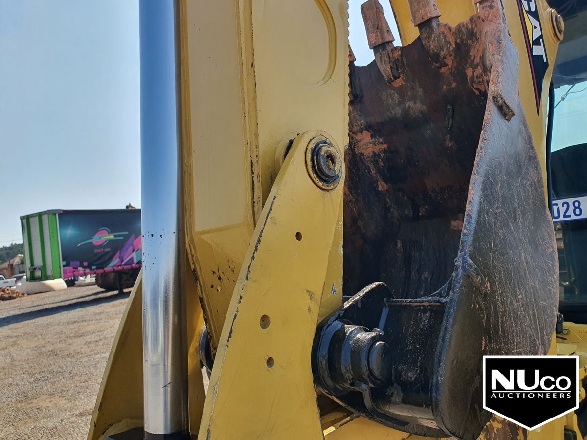 CAT 422E 4X4 TLB | NUco Auctioneers