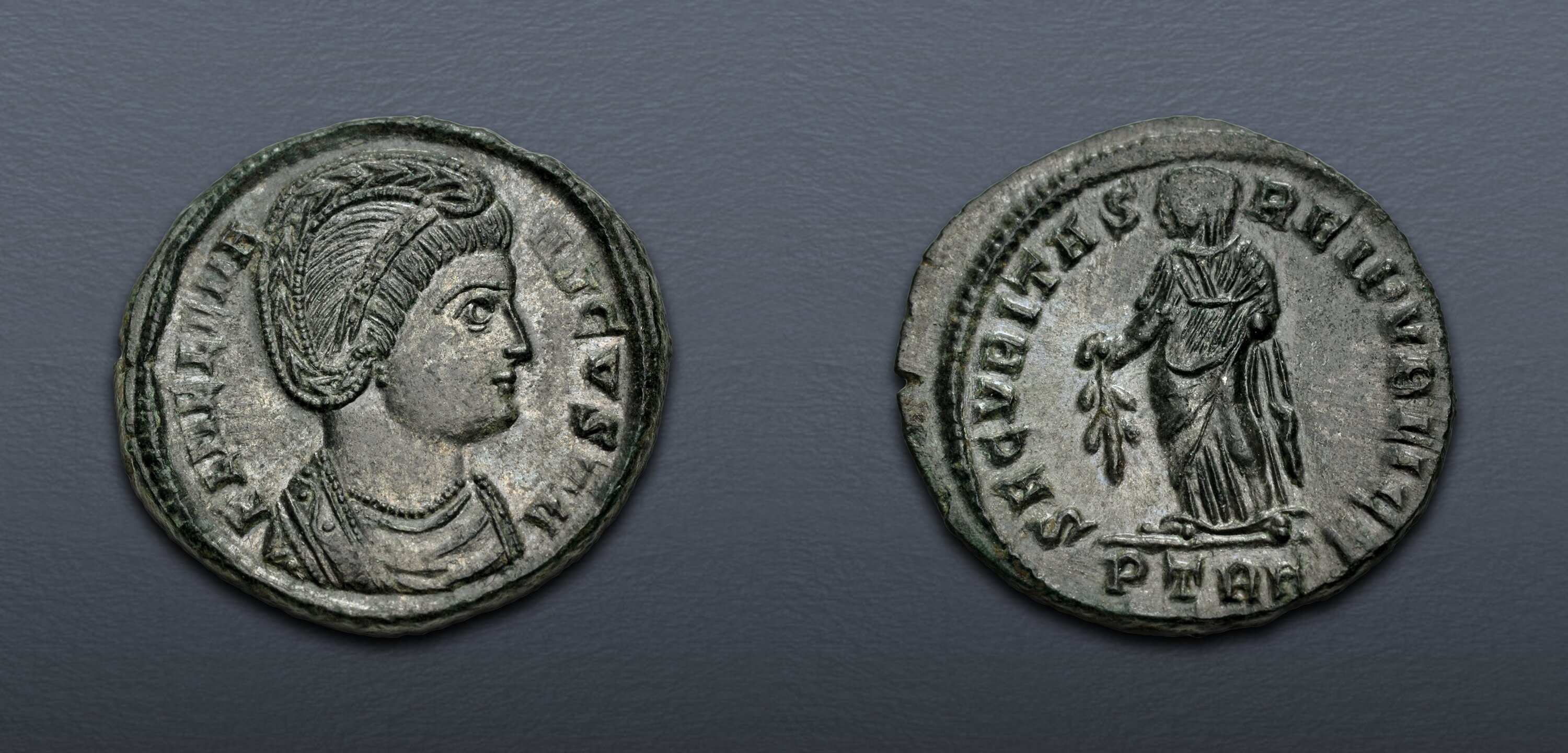 Helena. Augusta, AD 324-328/30. Æ Follis (18.5mm, 3.02 g, 6h). Treveri ...