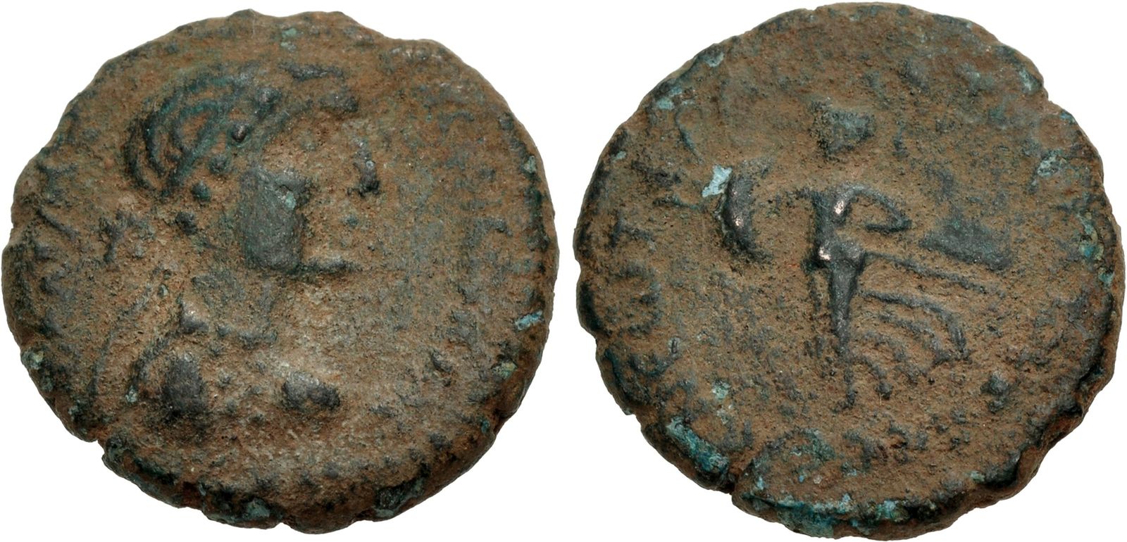 PTOLEMAIC KINGS of EGYPT. Kleopatra VII Thea Neotera. 51-30 BC. Æ (16mm ...