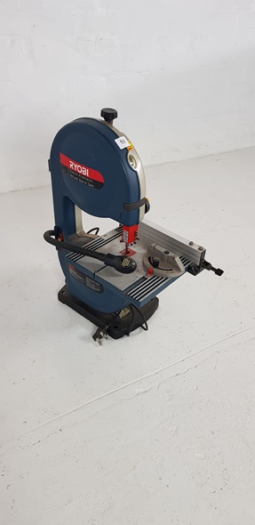 STEEL RYOBI 230MM PRECISION 2 WHEEL BAND SAW Traders Auction Group