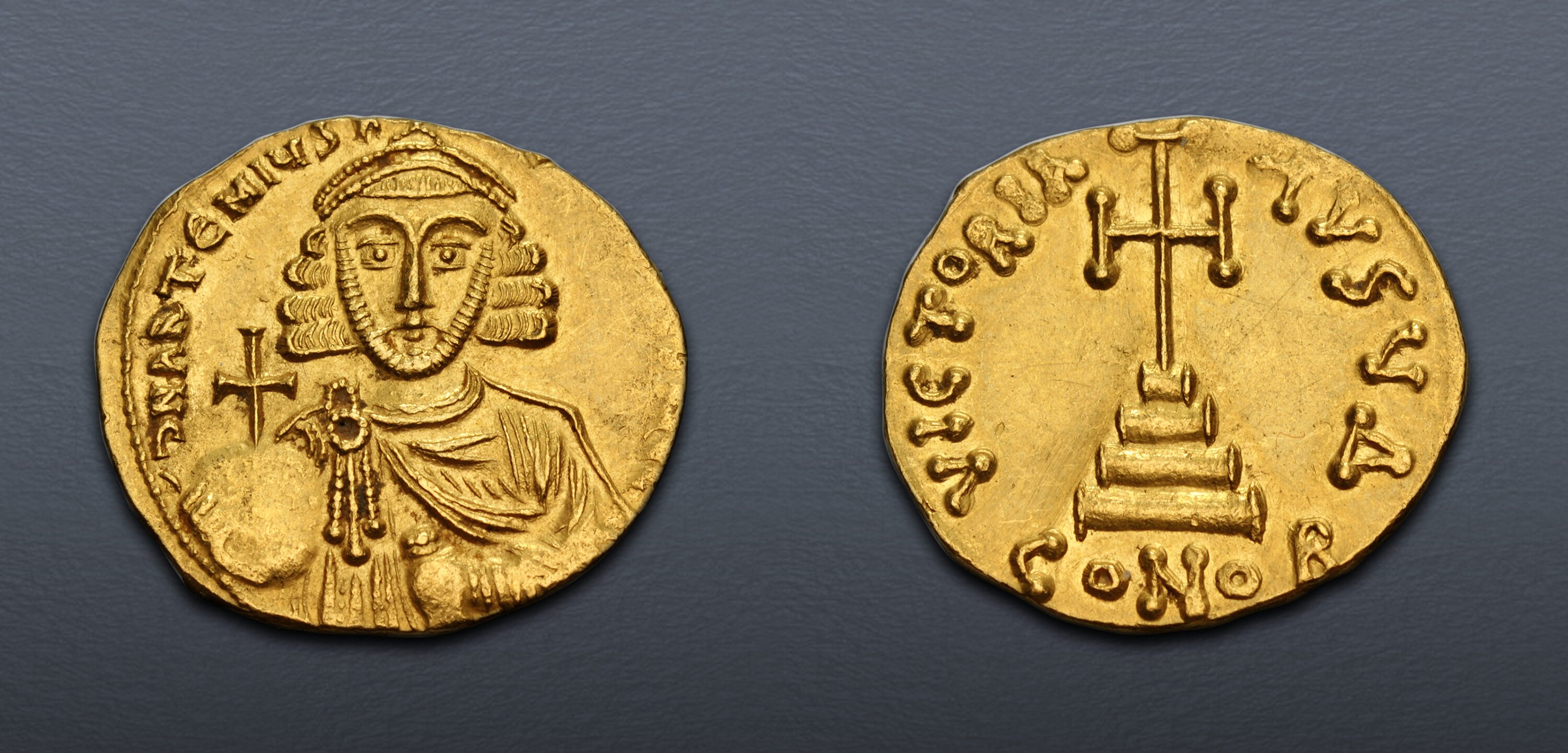 Anastasius II Artemius. 713-715. AV Solidus (20mm, 4.48 g, 6h ...