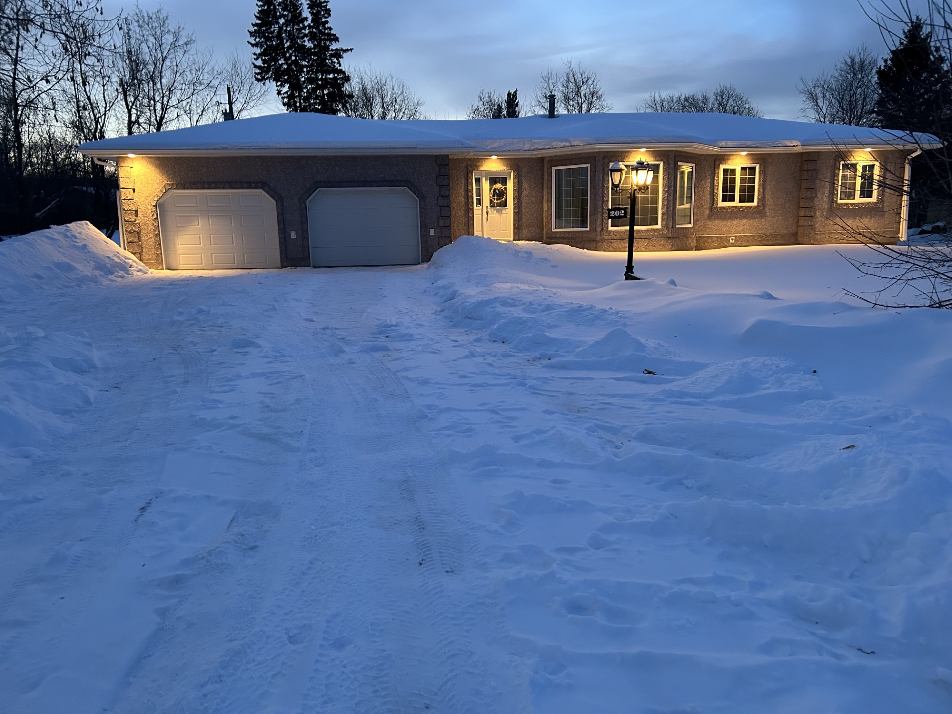 Bungalow home & garage - at Mafeking, MB | Swan Hills Auctions