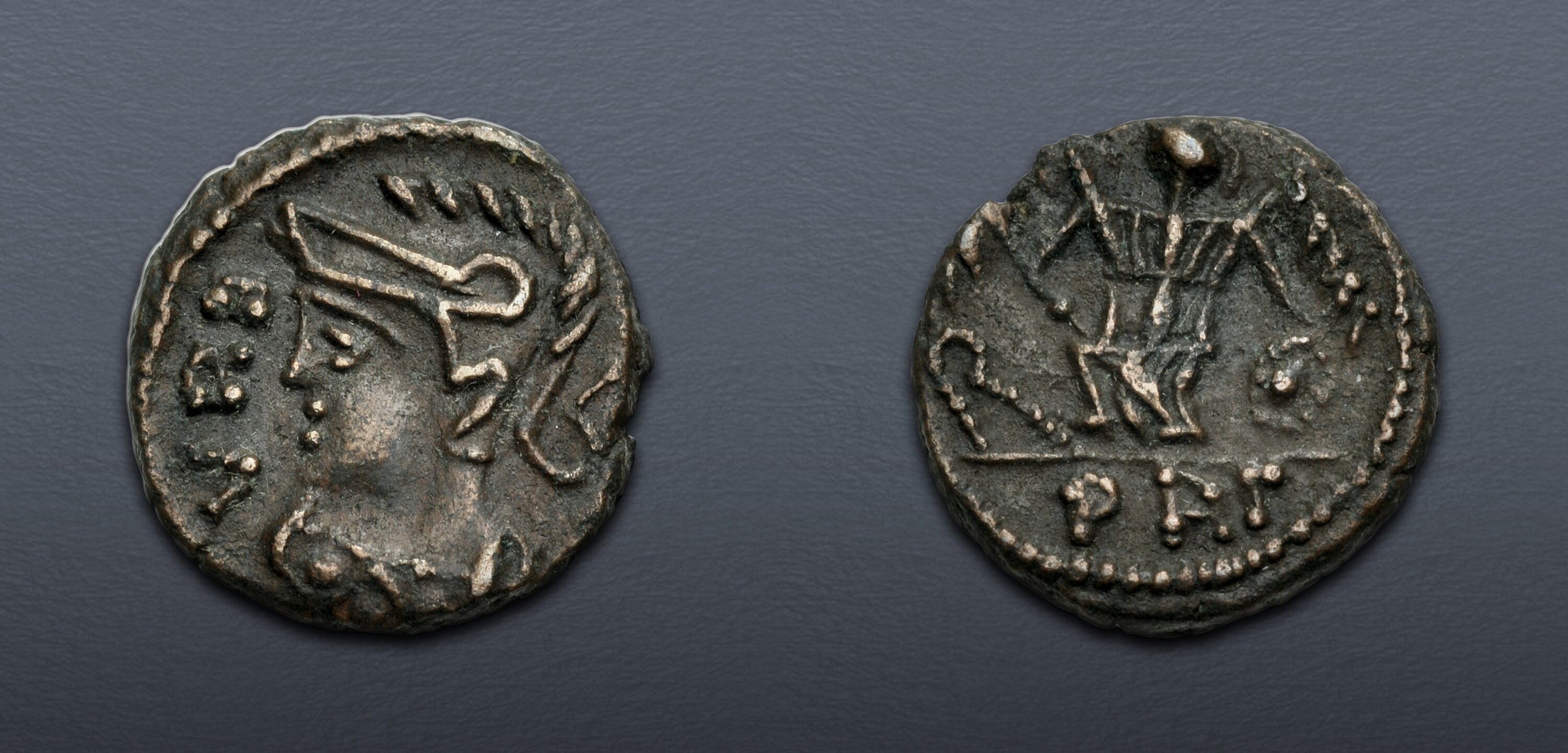 Commemorative Series. AD 330-354. Æ Follis (11.5mm, 1.40 g, 11h ...