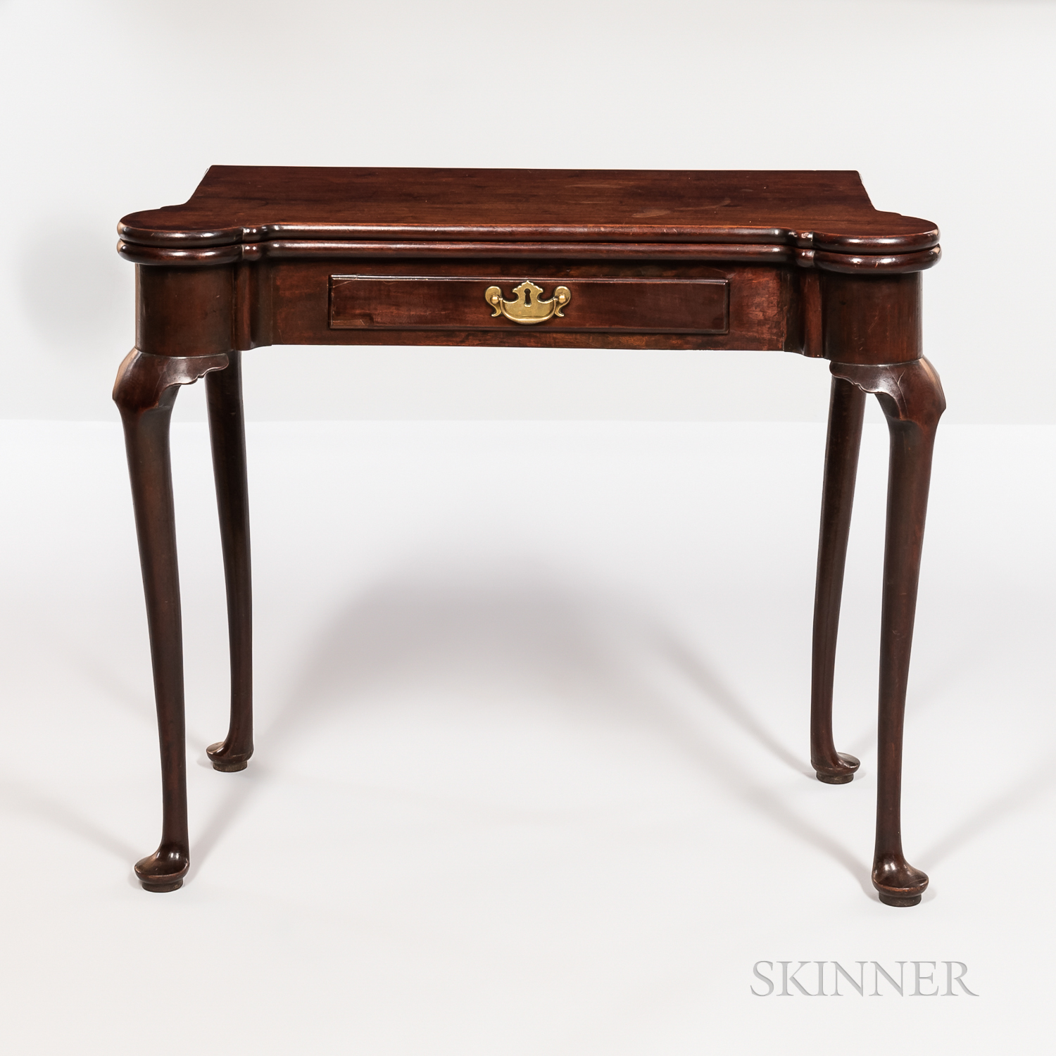 Queen Anne Mahogany Turret-corner Card Table | Barnebys
