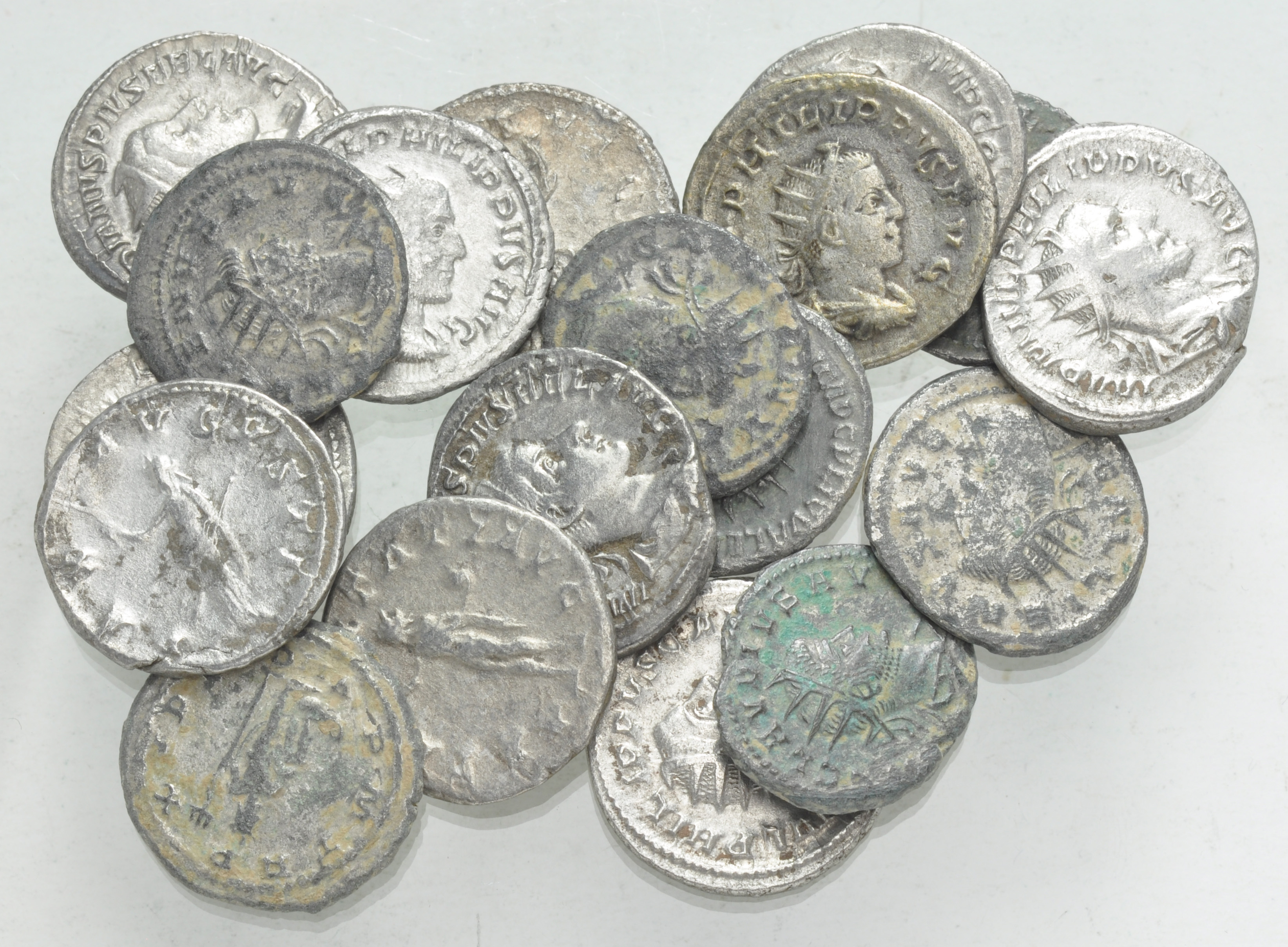 ROMAN. Imperial. Lot of eighteen (18) silver and billon Antoniniani ...