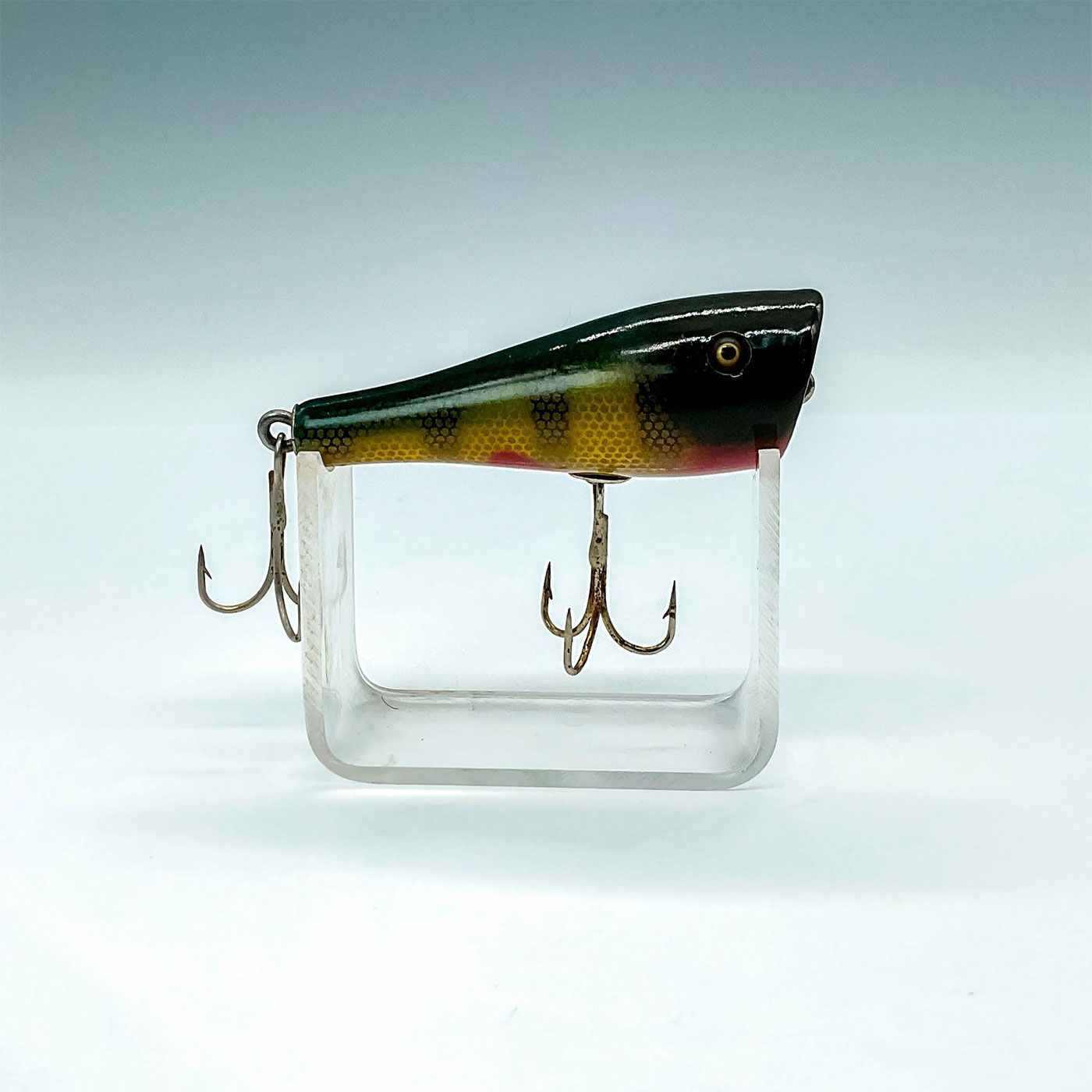Vintage Creek Chub Plunker 3200 Lion And Unicorn vintage-creek-chub-plunker-3200-lion-and-unicorn