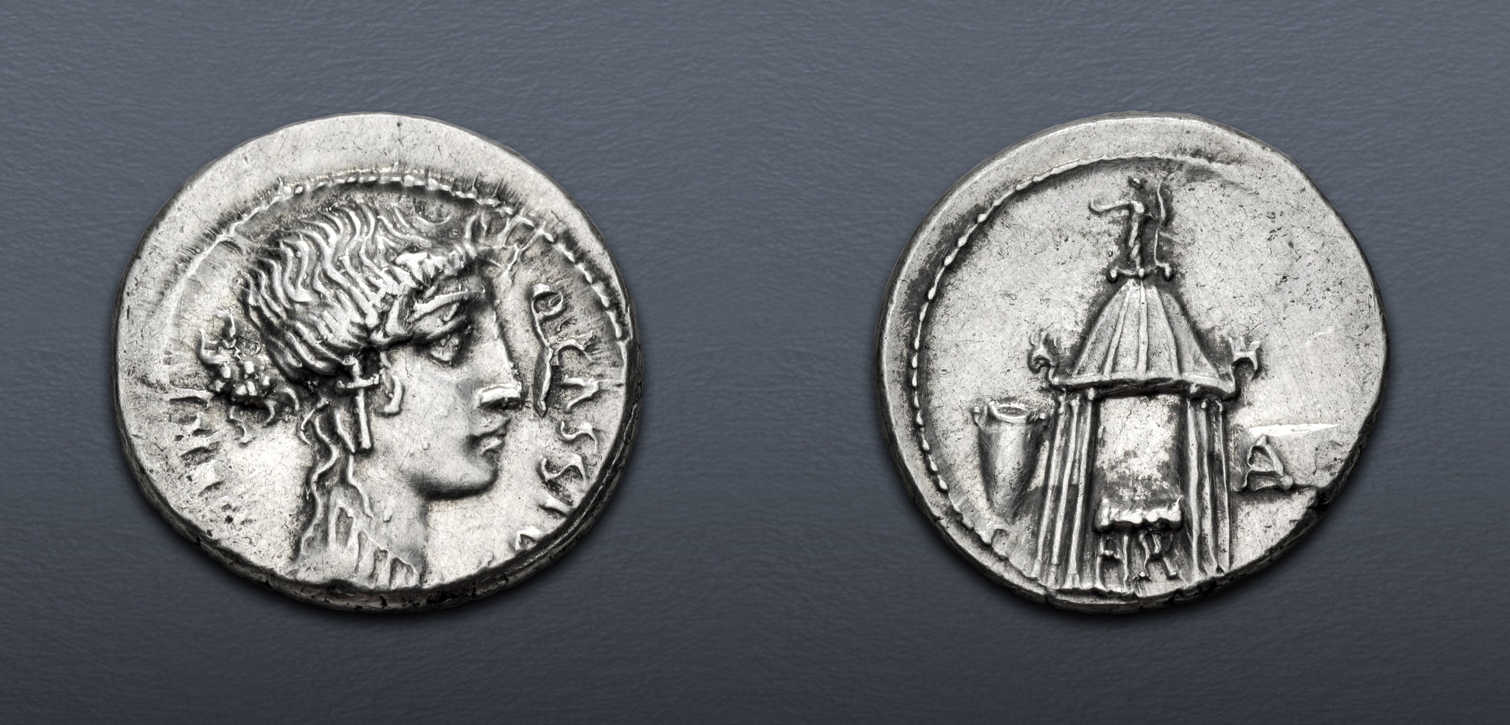 Q Cassius Longinus 55 Bc Ar Denarius 18mm 408 G 1h Rome Mint Vf Classical