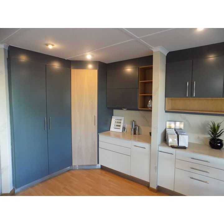 Cannon's Online | Capital Kitchens Showroom Contents & Workshop ...