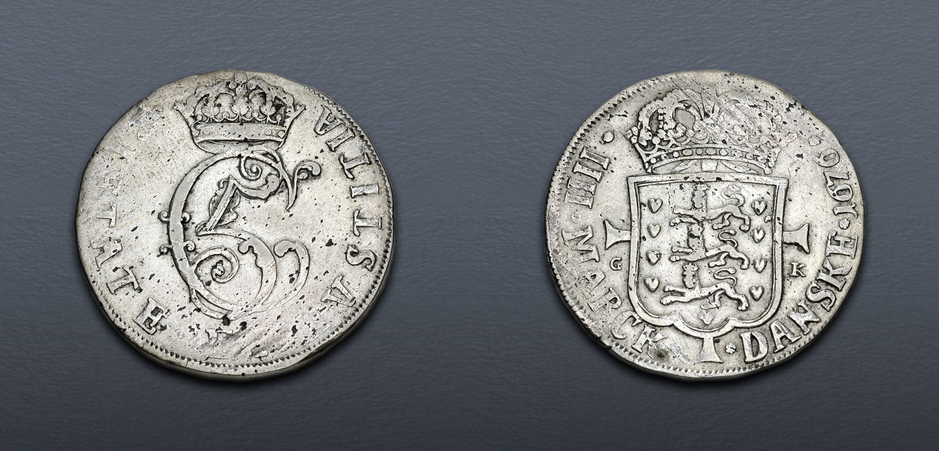 DENMARK. Christian V. 1670-1699. AR Krone – 4 Mark (40mm, 21.89 g, 6h ...