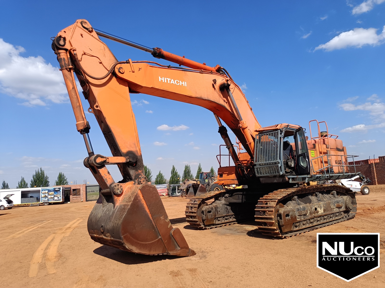 HITACHI ZAXIS 670LCR-3 EXCAVATOR | NUco Auctioneers