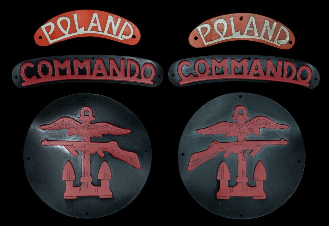 A collection of Polish 10th (Inter-Allied) Commando badges Two shoulder ...
