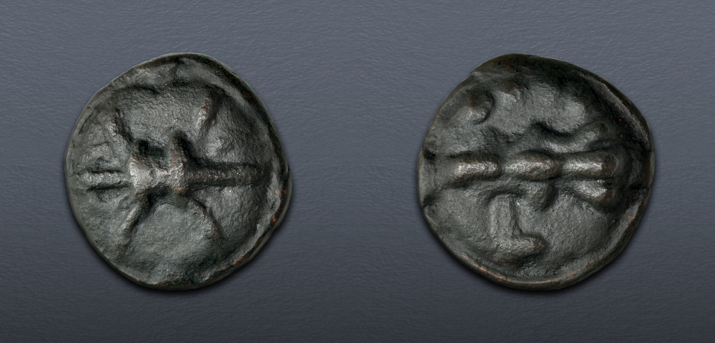 APULIA, Luceria. Circa 217-212 BC. Æ Aes Grave Quatrunx (29mm, 26.09 g ...