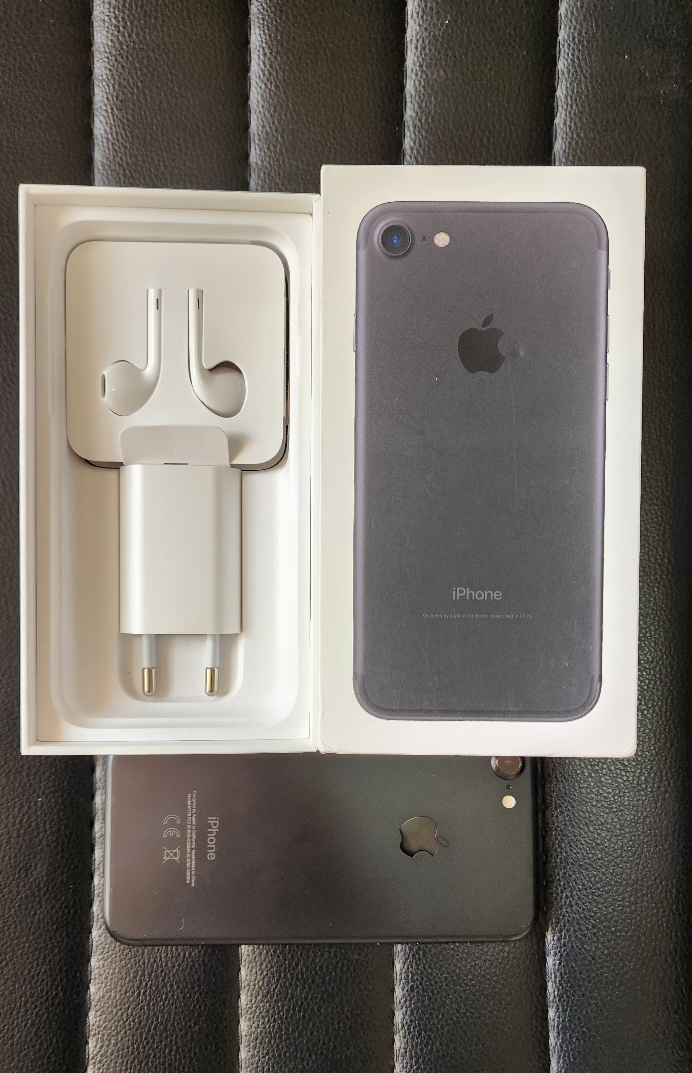 APPLE IPHONE 7 BLACK 32GB - 51615/7279 | Aucor