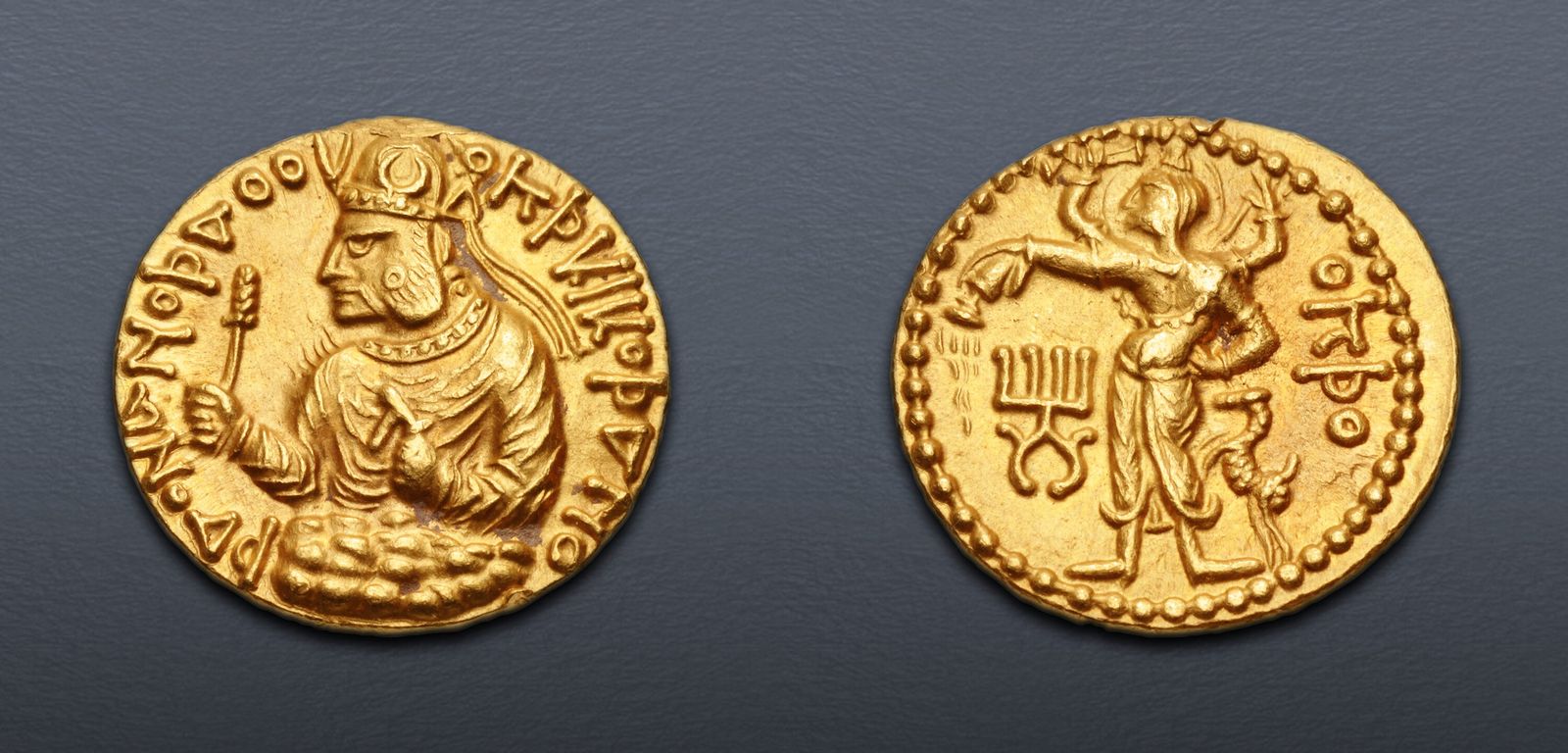 INDIA, Kushan Empire. Huvishka. Circa AD 151-190. AV Dinar (21mm, 8.02 ...