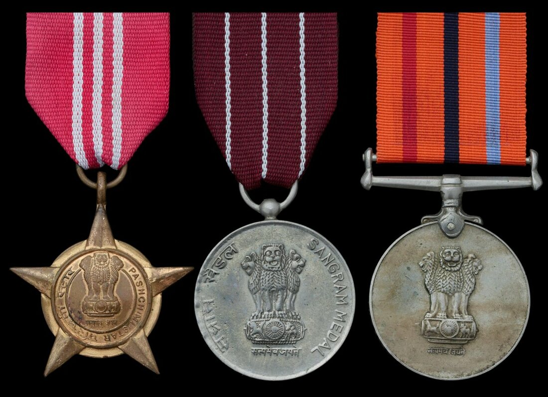 Three: Sepoy M. Singh, Sikh Light Infantry India, Republic, Paschimi ...