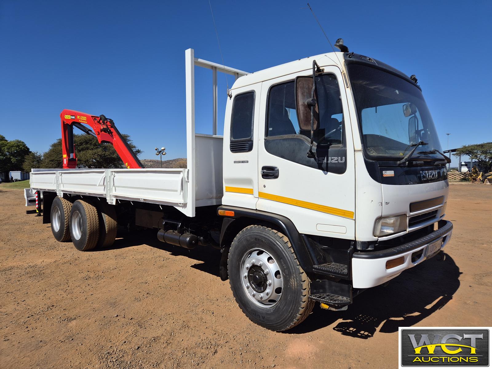 *NO VAT* ISUZU 1200 FREIGHTER TURBO DROPSIDE TRUCK WITH PALFINGER PK ...