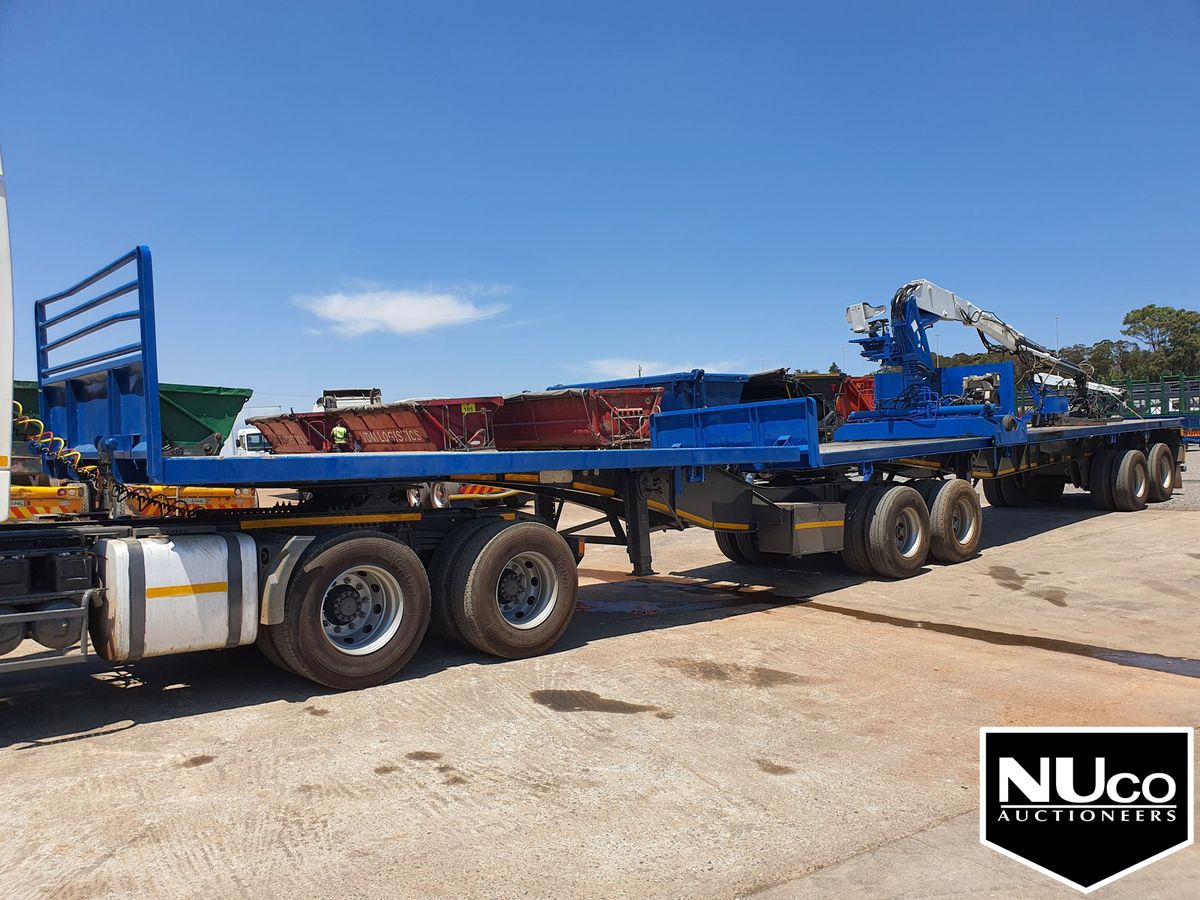SA TRUCK BODIES FLATDECK LINK TRAILER WITH BRICK GRAB CRANE | NUco ...