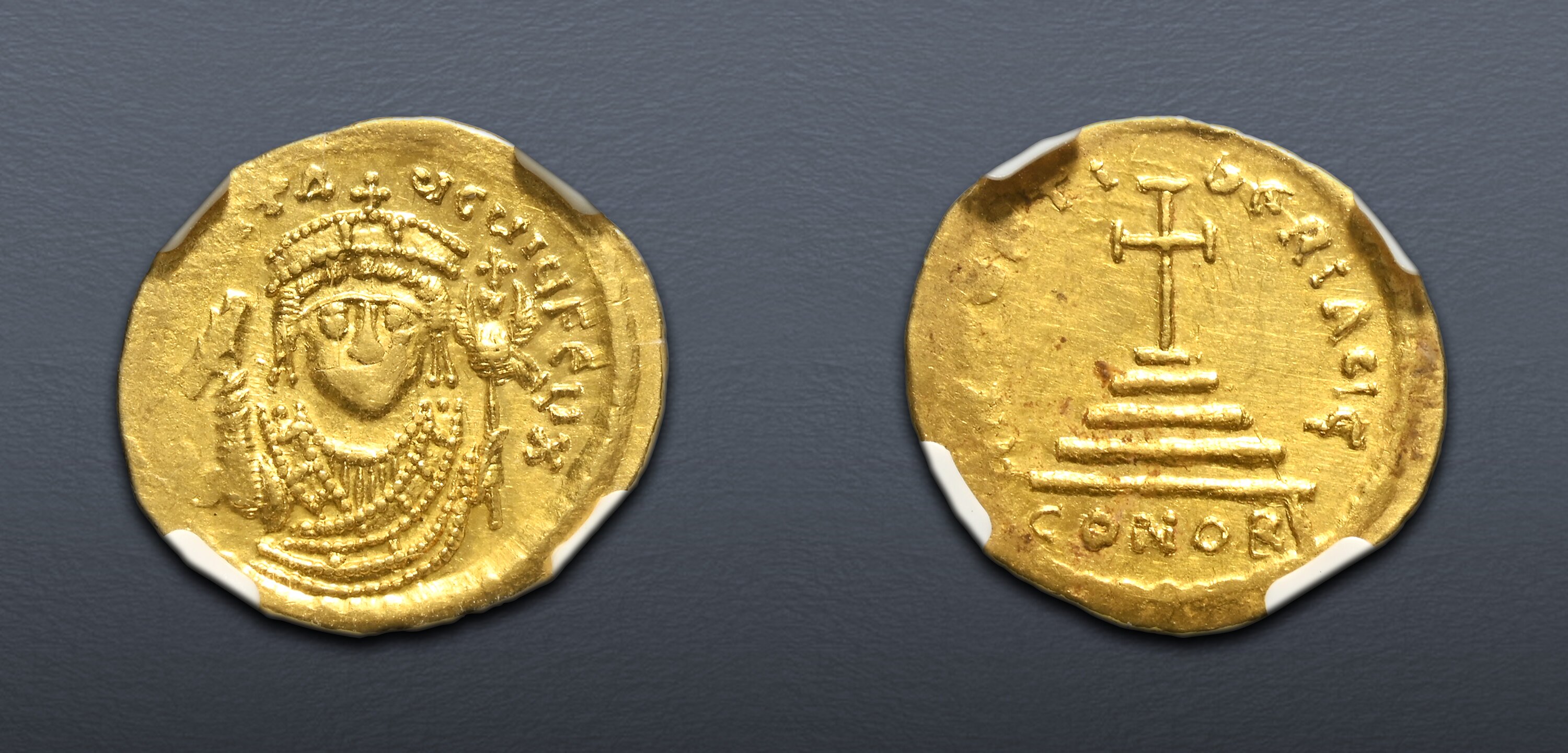 Tiberius II Constantine. 578-582. AV Solidus (20.5mm, 4.42 g, 6h ...
