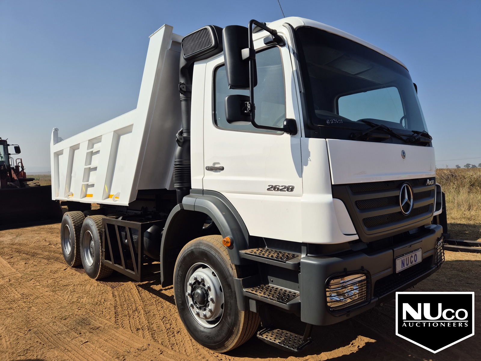 MERCEDES BENZ AXOR 2628 6X4 TIPPER TRUCK | NUco Auctioneers