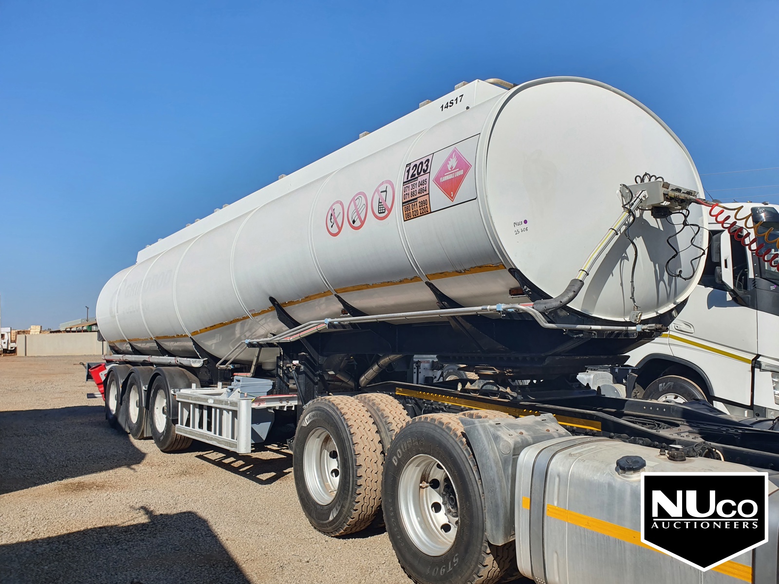 2014 GRW TRI AXLE ALUMINIUM 40000L FUEL TANKER TRAILER WITH PUMP ...