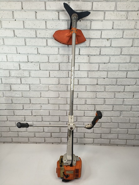 STIHL FS 550 BRUSH CUTTER AS IS Traders Auction Group