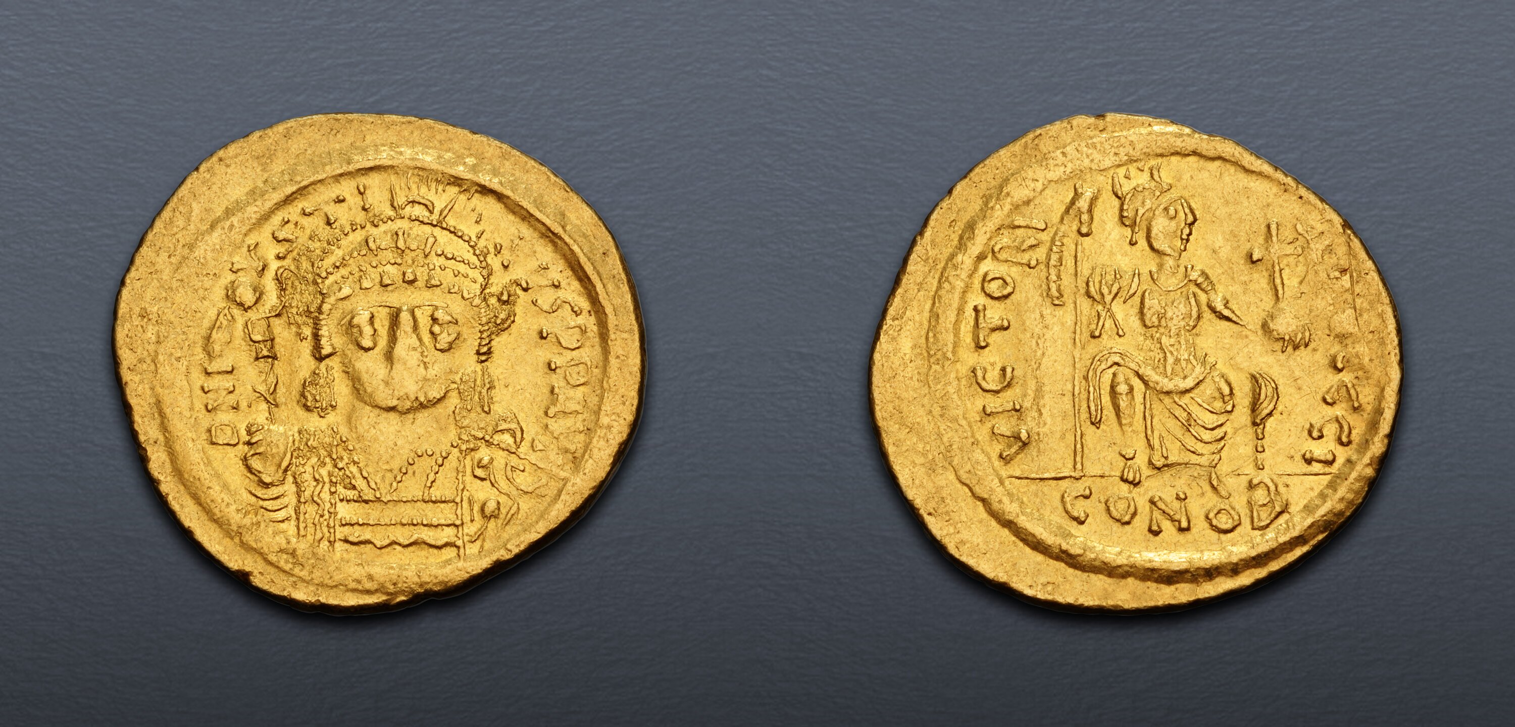 Justin II. 565-578. AV Solidus (20mm, 4.45 g, 6h). Constantinople mint ...