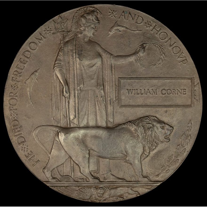 The Great War Bronze Memorial Plaque awarded to Lieutenant W. Corne ...