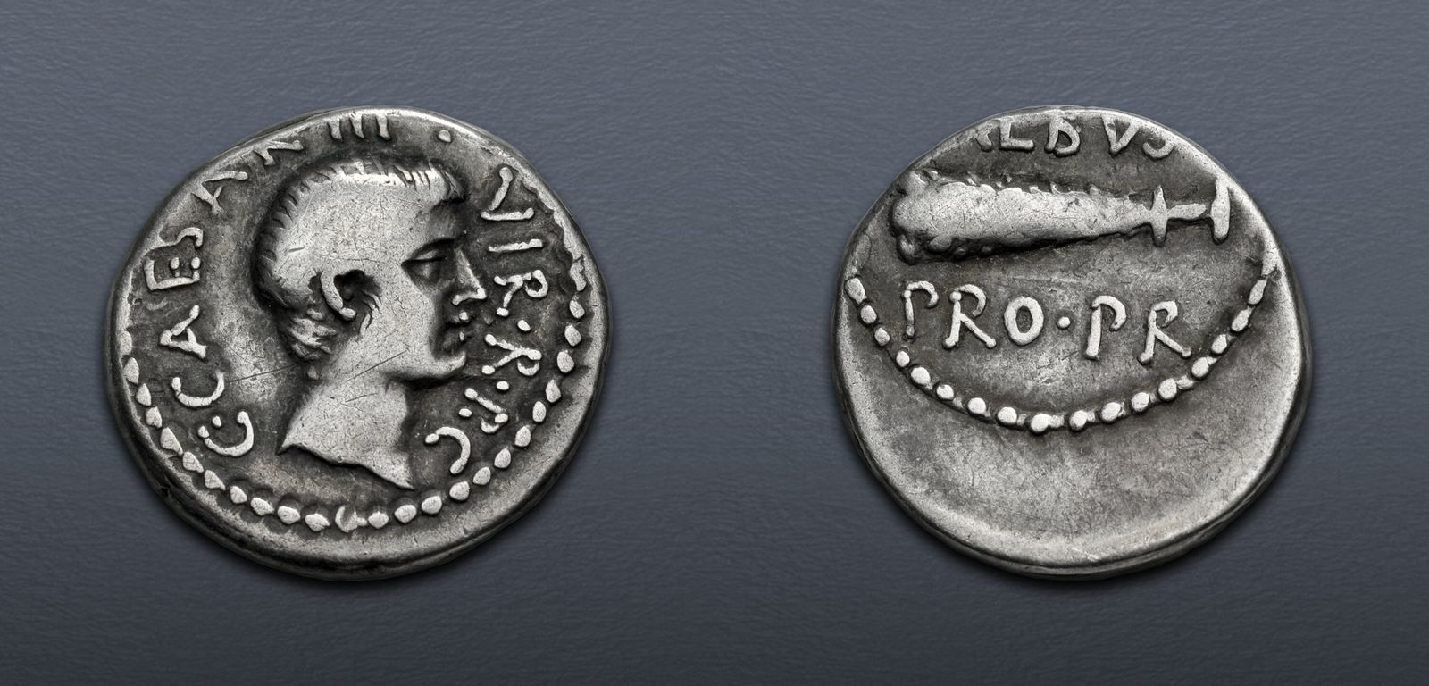 The Triumvirs. Octavian. Late 41 BC. AR Denarius (17mm, 3.90 g, 12h ...