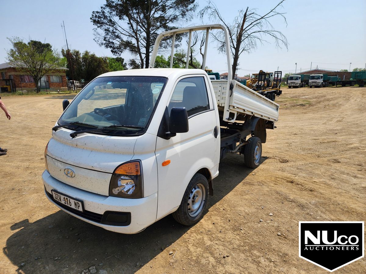 2020 HYUNDAI H100 2.6 DROPSIDE TIPPER LDV | NUco Auctioneers