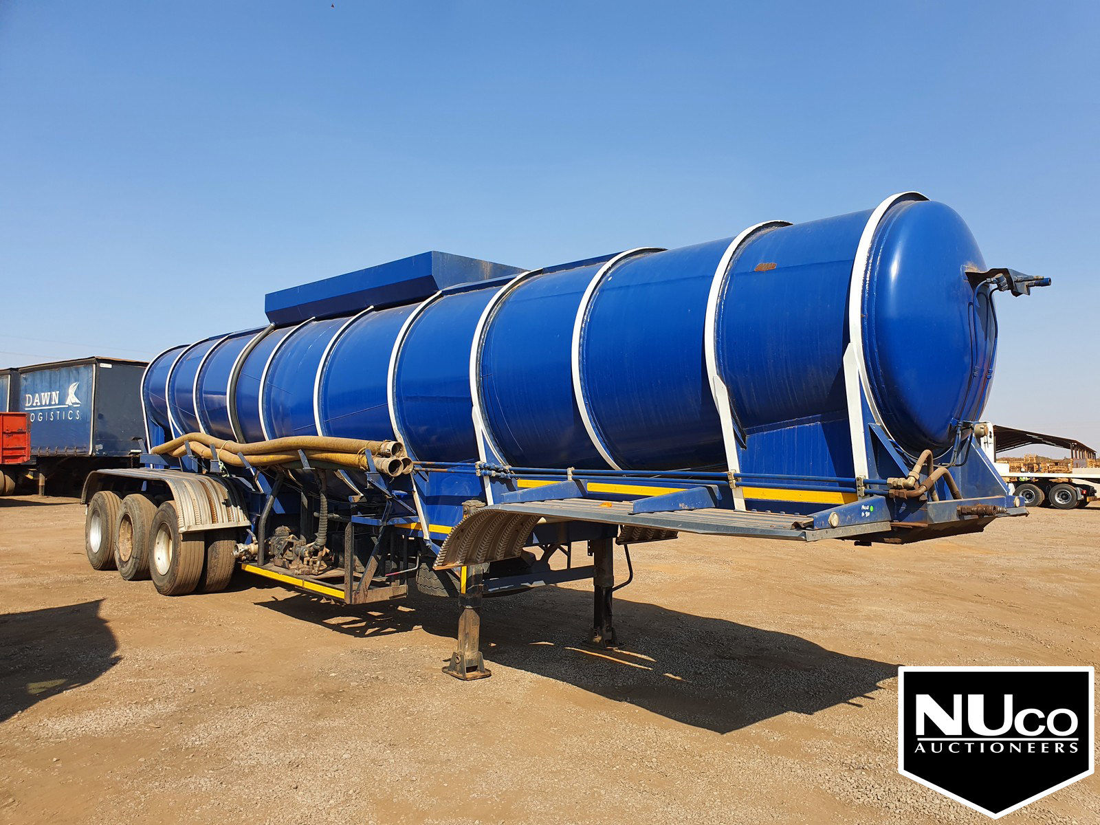 HENRED FRUEHAUF TRI AXLE MOLASSES TANKER TRAILER | NUco Auctioneers