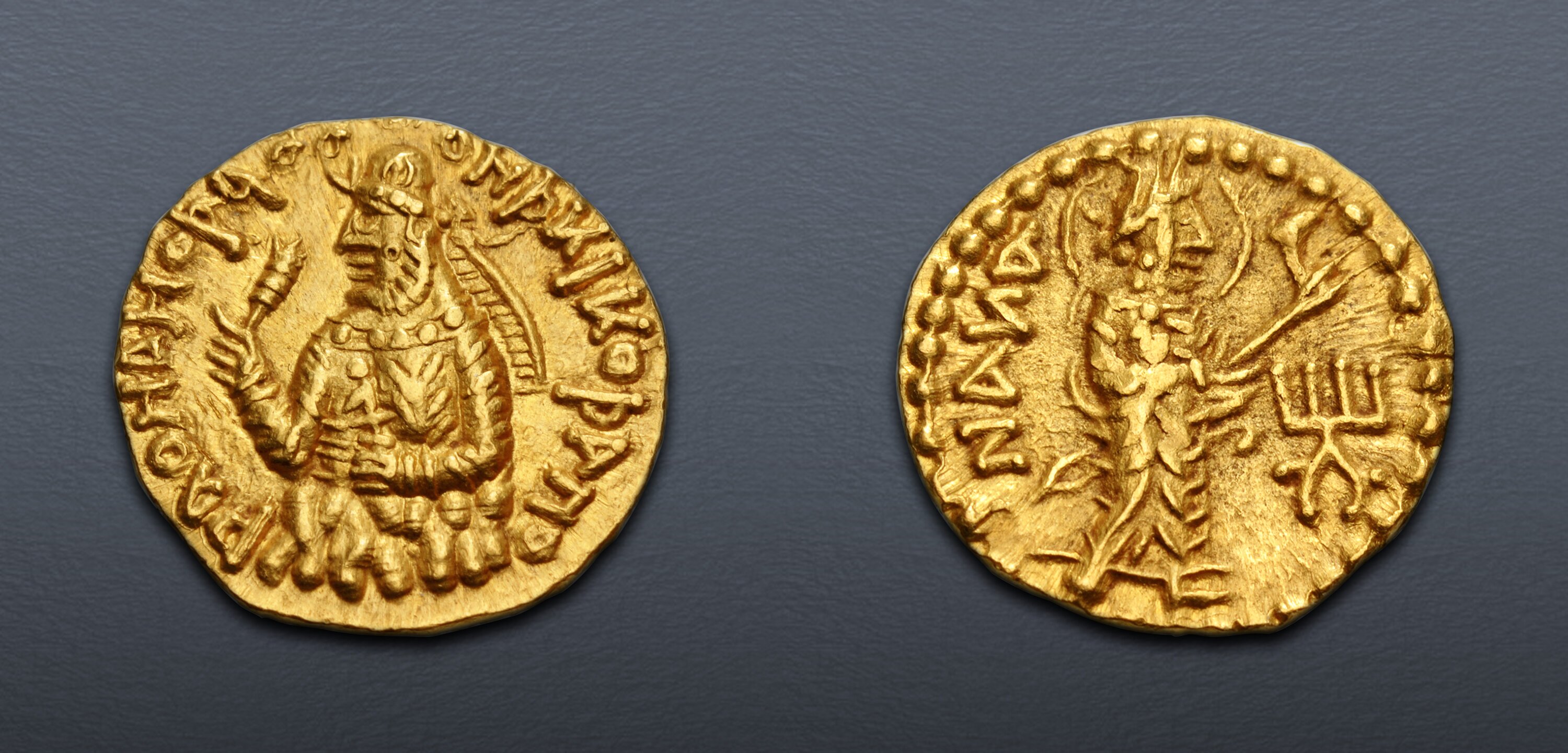 INDIA, Kushan Empire. Huvishka. Circa AD 151-190. AV Quarter Dinar ...