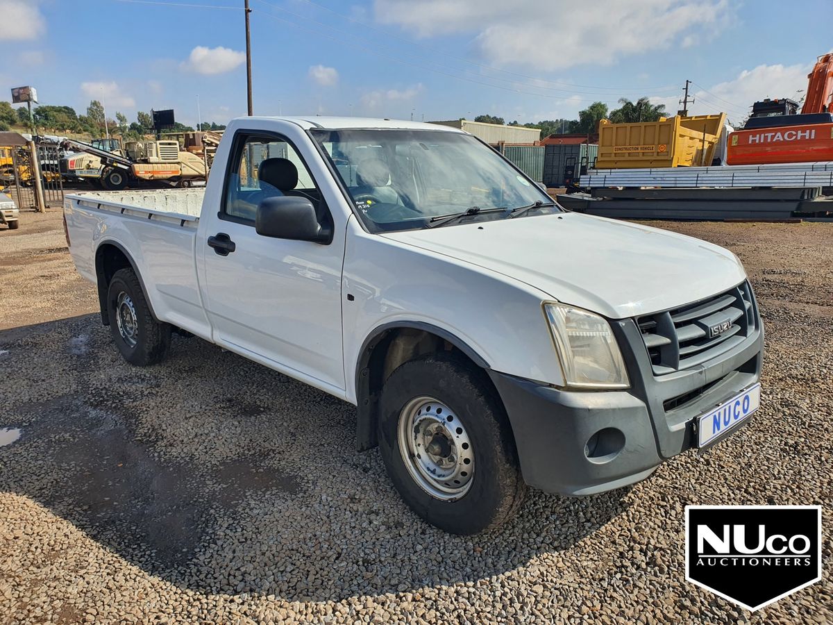 ISUZU SINGLE CAB MANUAL LDV | NUco Auctioneers